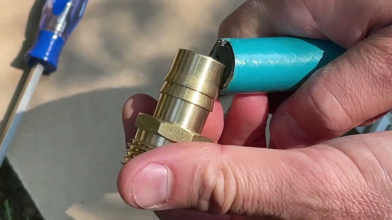 How to Unkink a Hose? Best Guide 2024